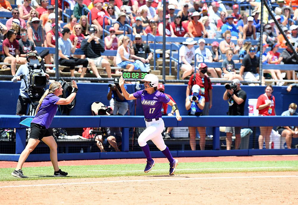 Loren LaPorte Softball Camps